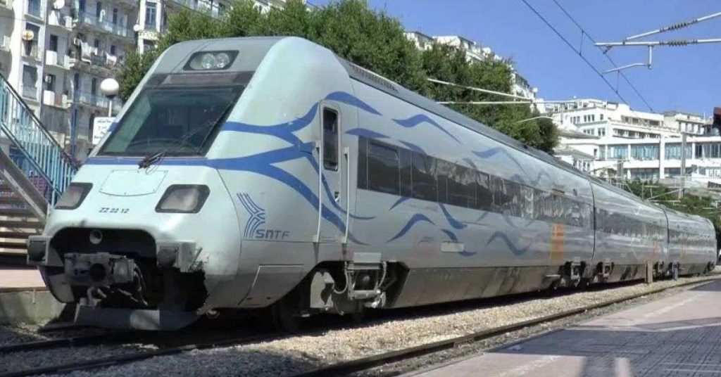 Algérie Poste lance un nouveau service de virement CCP - Algérie Zoom