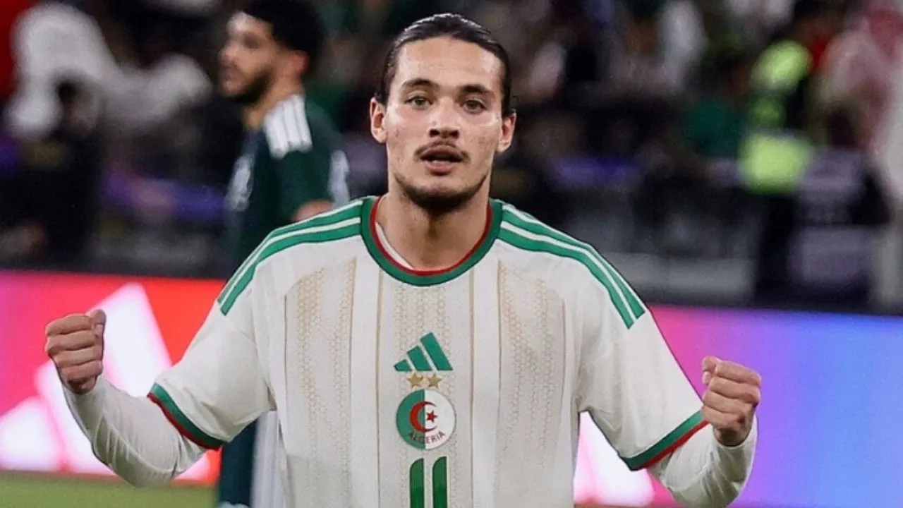 Algérie : Anis Hadj Moussa ciblé par un géant de Premier League ...