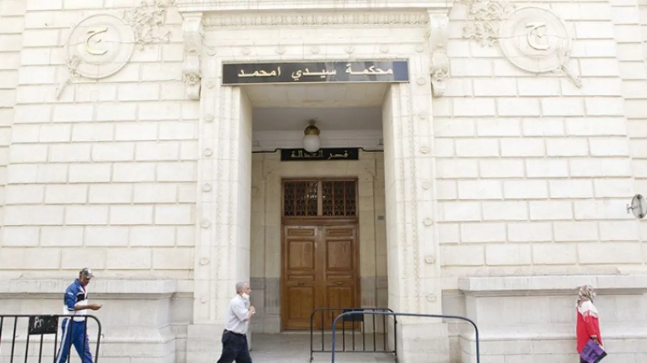 Algérie : prison pour un imam après détournement de la Zakat - Algérie Zoom
